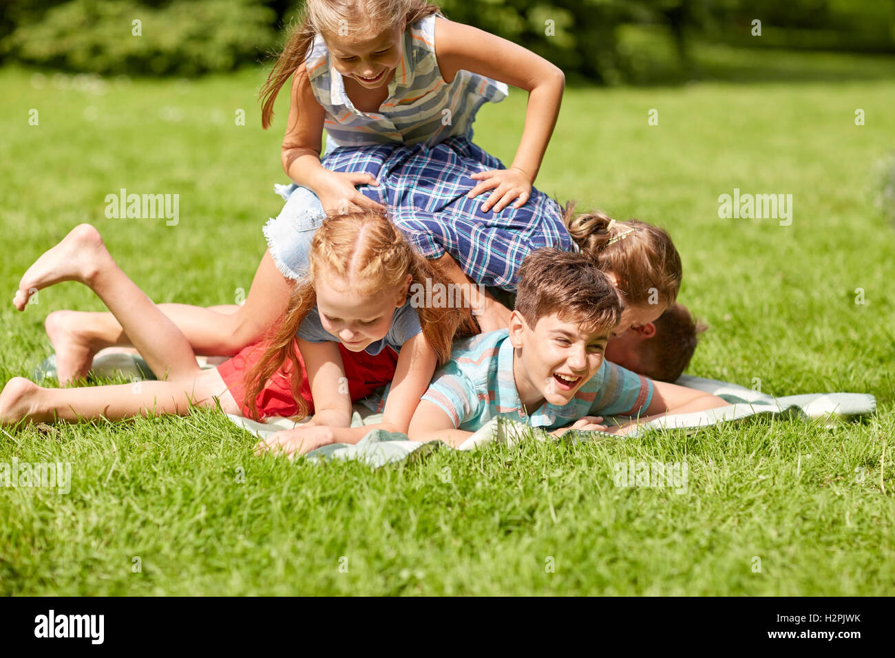 Child having fun in summer hi-res stock photography and images - Alamy