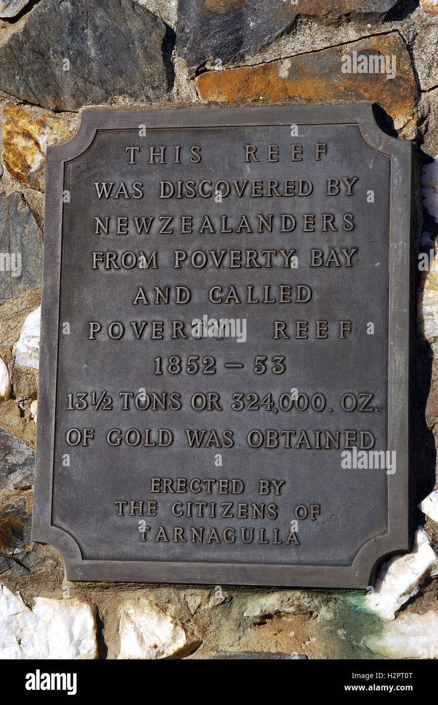 Tarnagulla monument in memory of dead miners and prospectors to mine ...