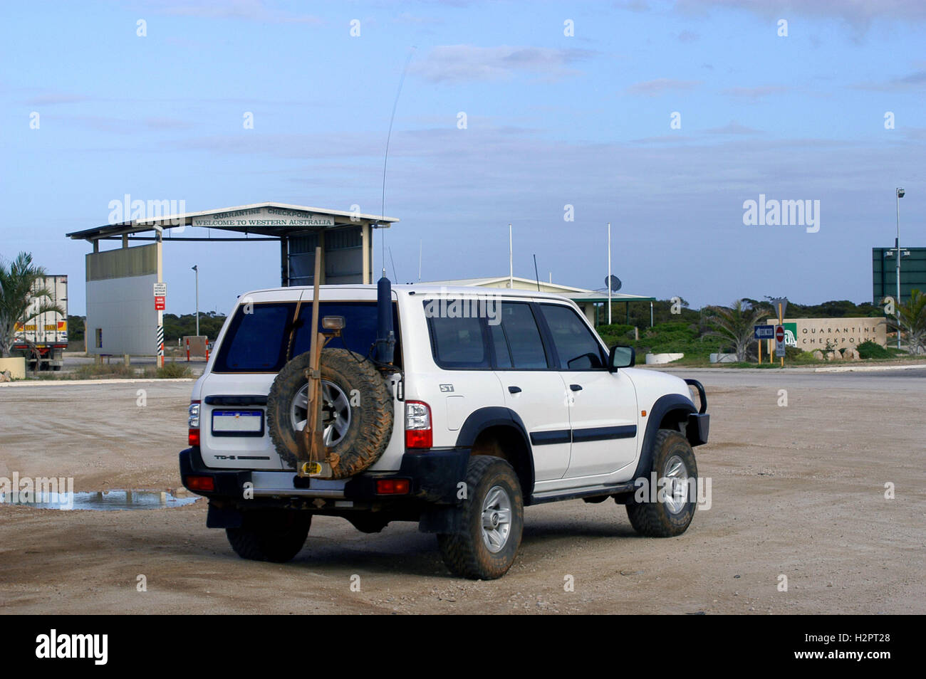 Entry control point hi-res stock photography and images - Alamy