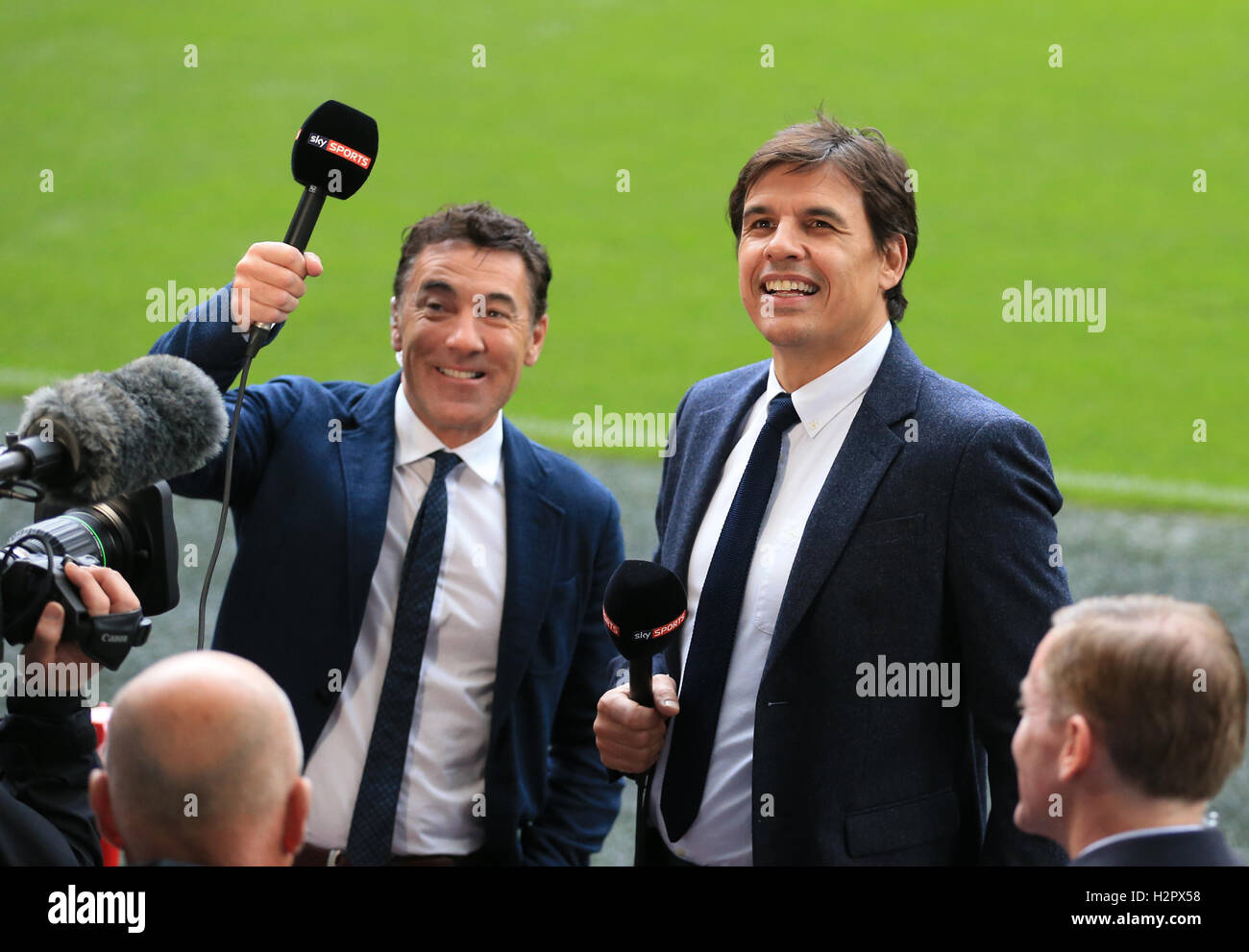 Dean saunders wales hi-res stock photography and images - Alamy