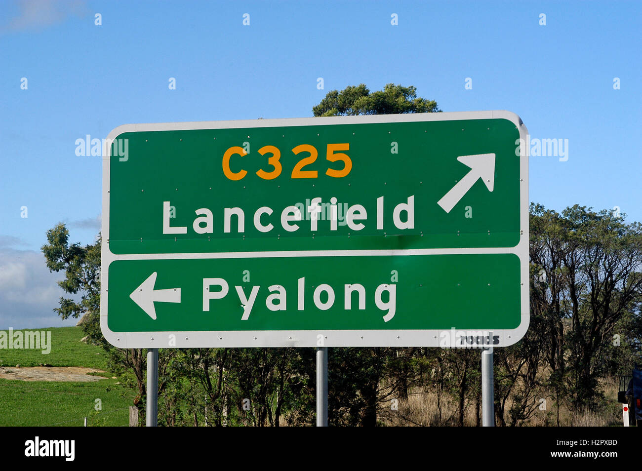 road panel of direction in Australia Stock Photo - Alamy