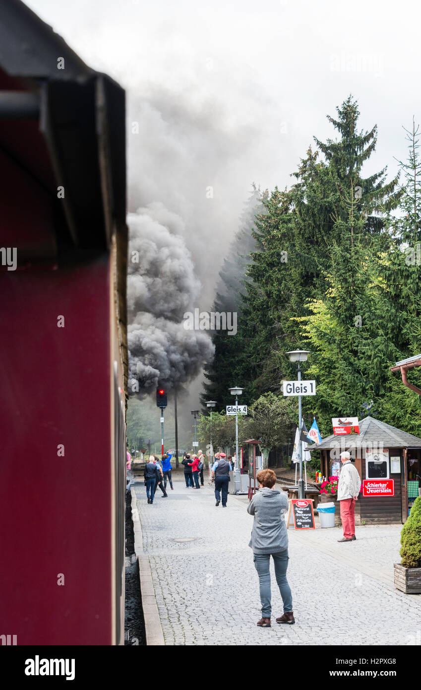 Steam railway pollution hi-res stock photography and images - Alamy