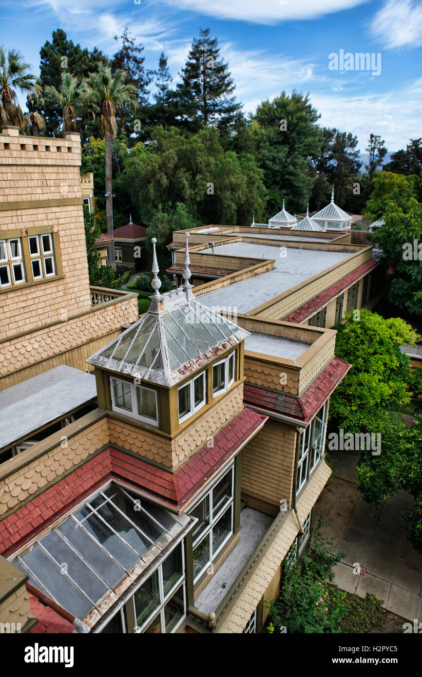 The Winchester Mystery House Stock Photo - Alamy