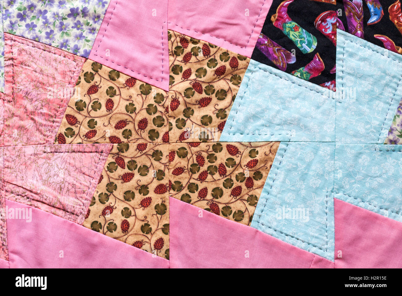 Quilt detail hi-res stock photography and images - Alamy