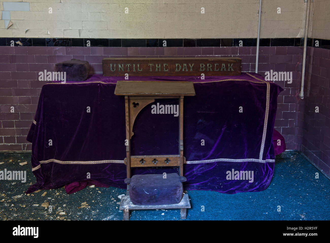 Mortuary Doors High Resolution Stock Photography and Images - Alamy