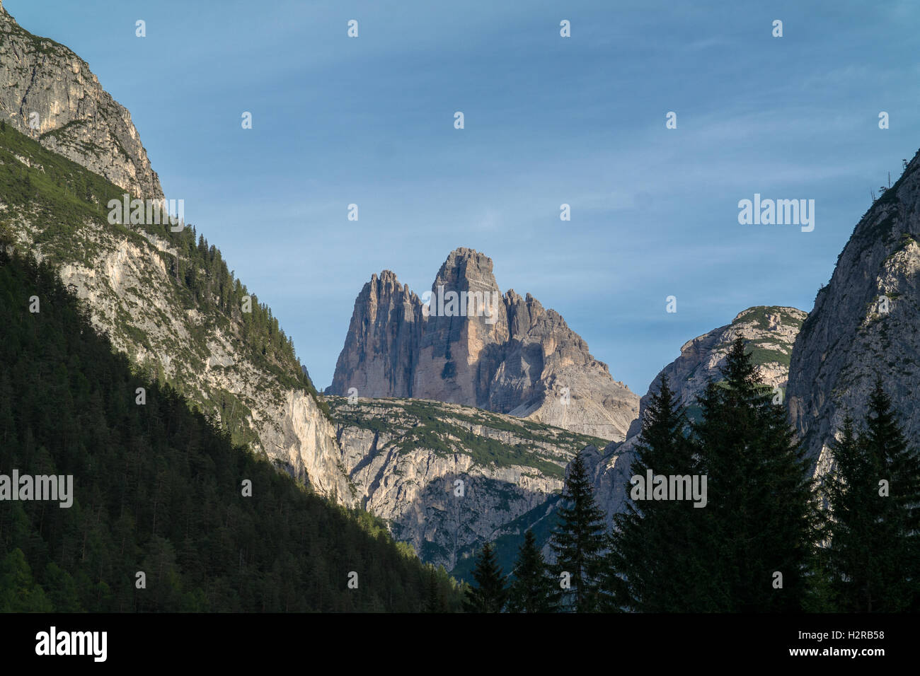 Tre Cime di Lavaredo / Drei Zinnen / Three peaks view from the Landro ...
