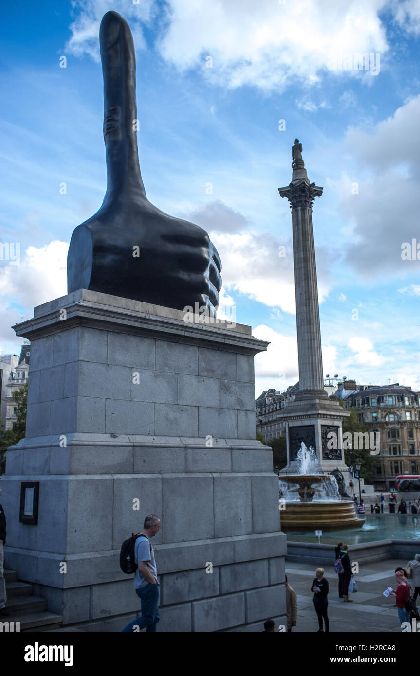 London UK, Statue at Trafalgar Square Stock Photo - Alamy