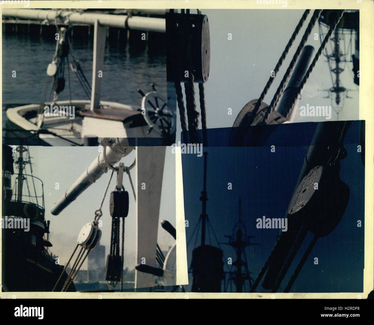 1971 - rope anchor pulley system © Keystone Pictures USA/ZUMAPRESS.com ...