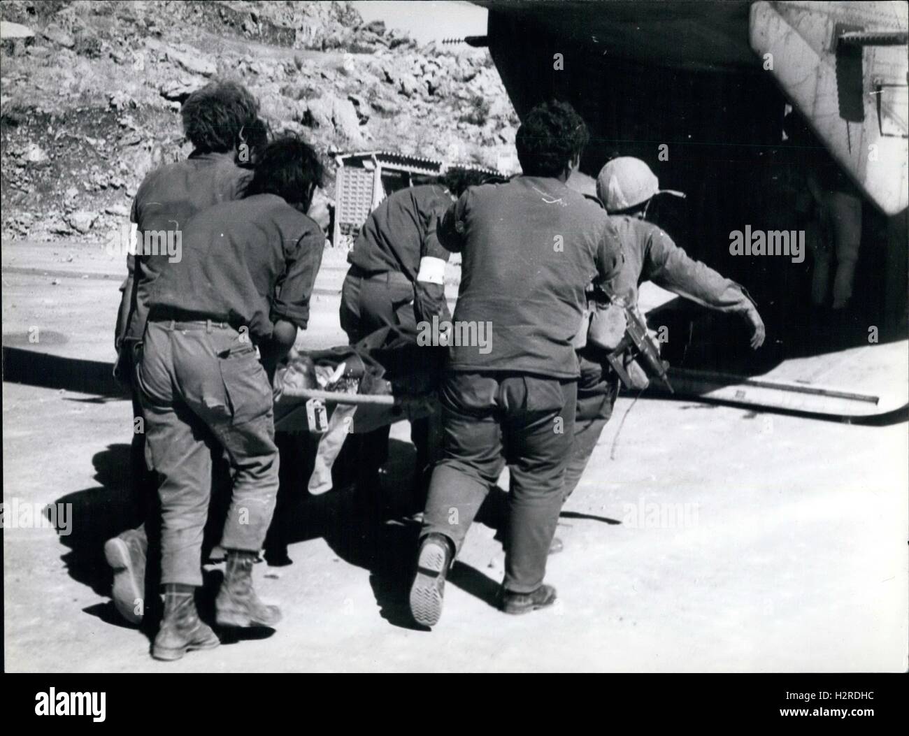 War injury hi-res stock photography and images - Alamy