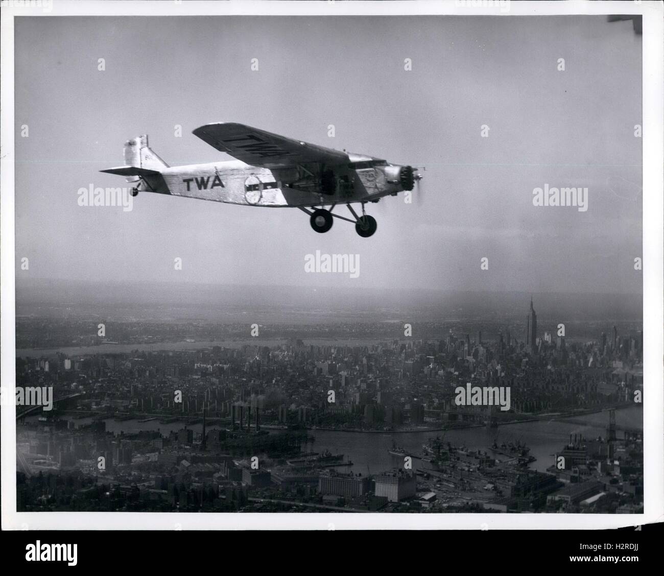 1961 - TWA airplane commercial plane flying flight above New York ...