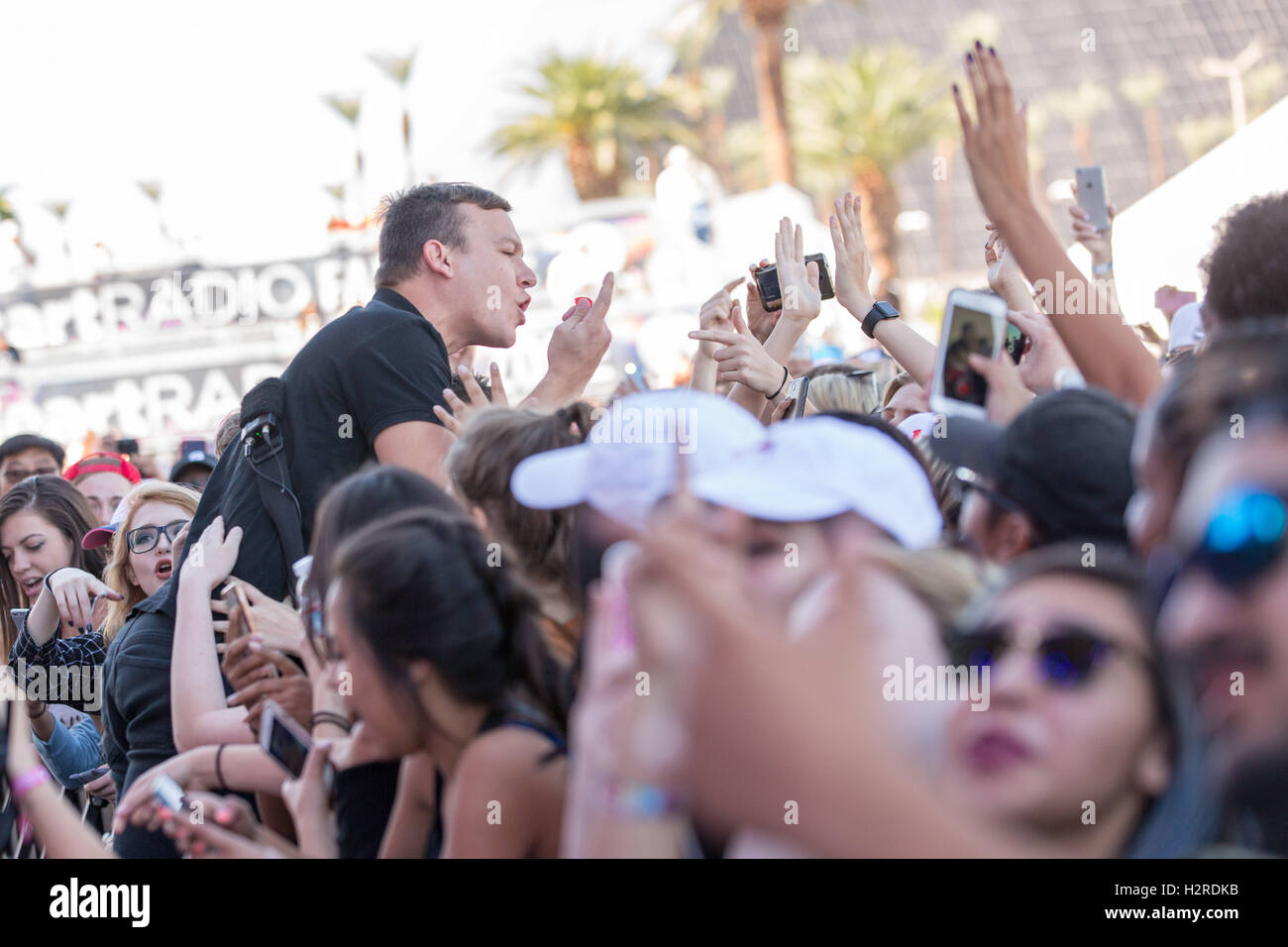 Las Vegas, Nevada, USA. 24th Sep, 2016. BRAD SHULTZ of Cage the ...