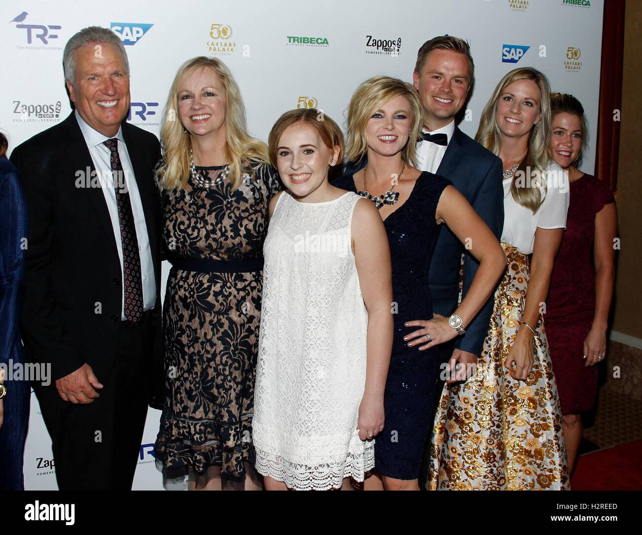 Sisters cancer foundation hi-res stock photography and images - Alamy