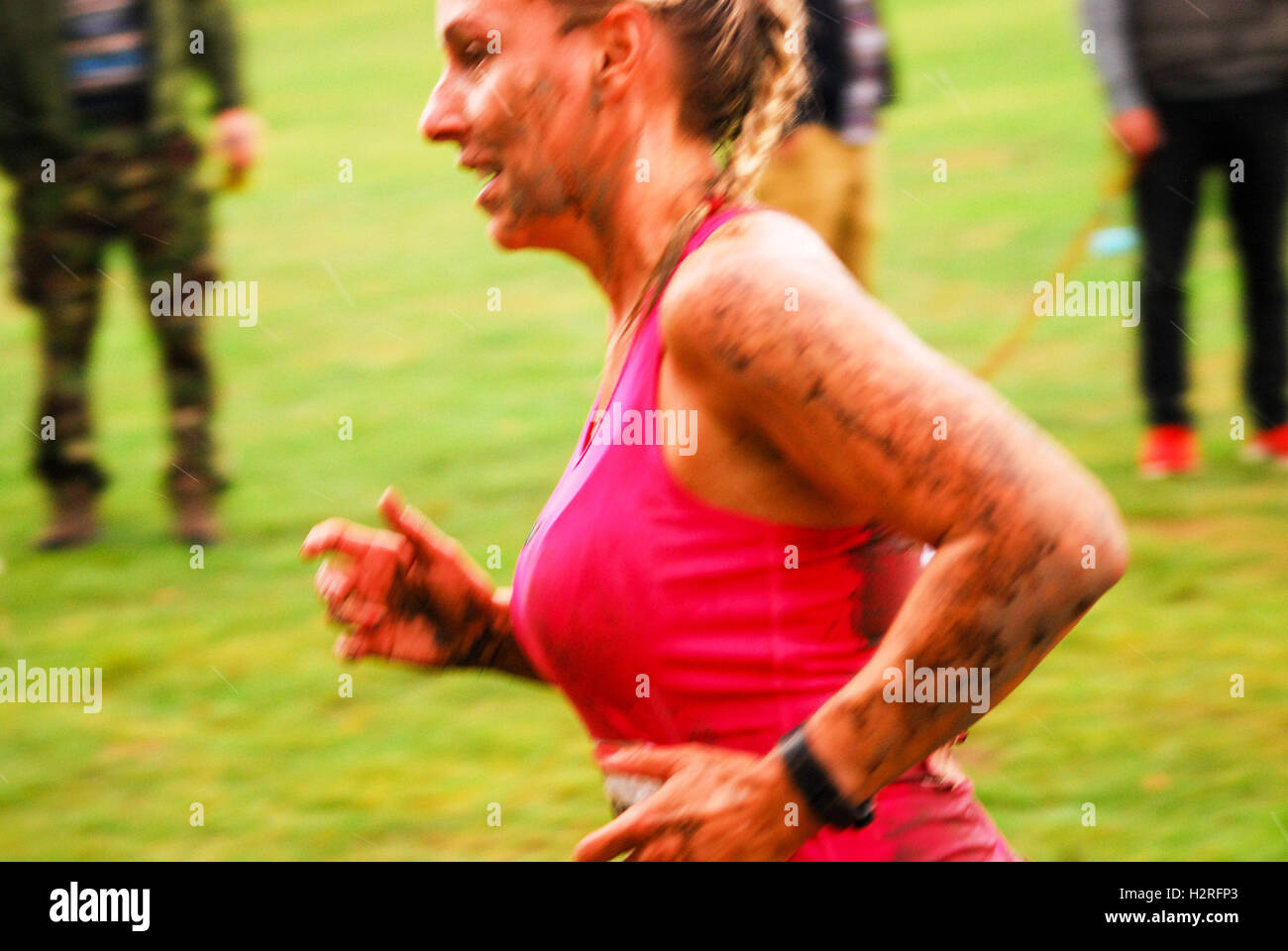 5k mud run hi-res stock photography and images - Alamy