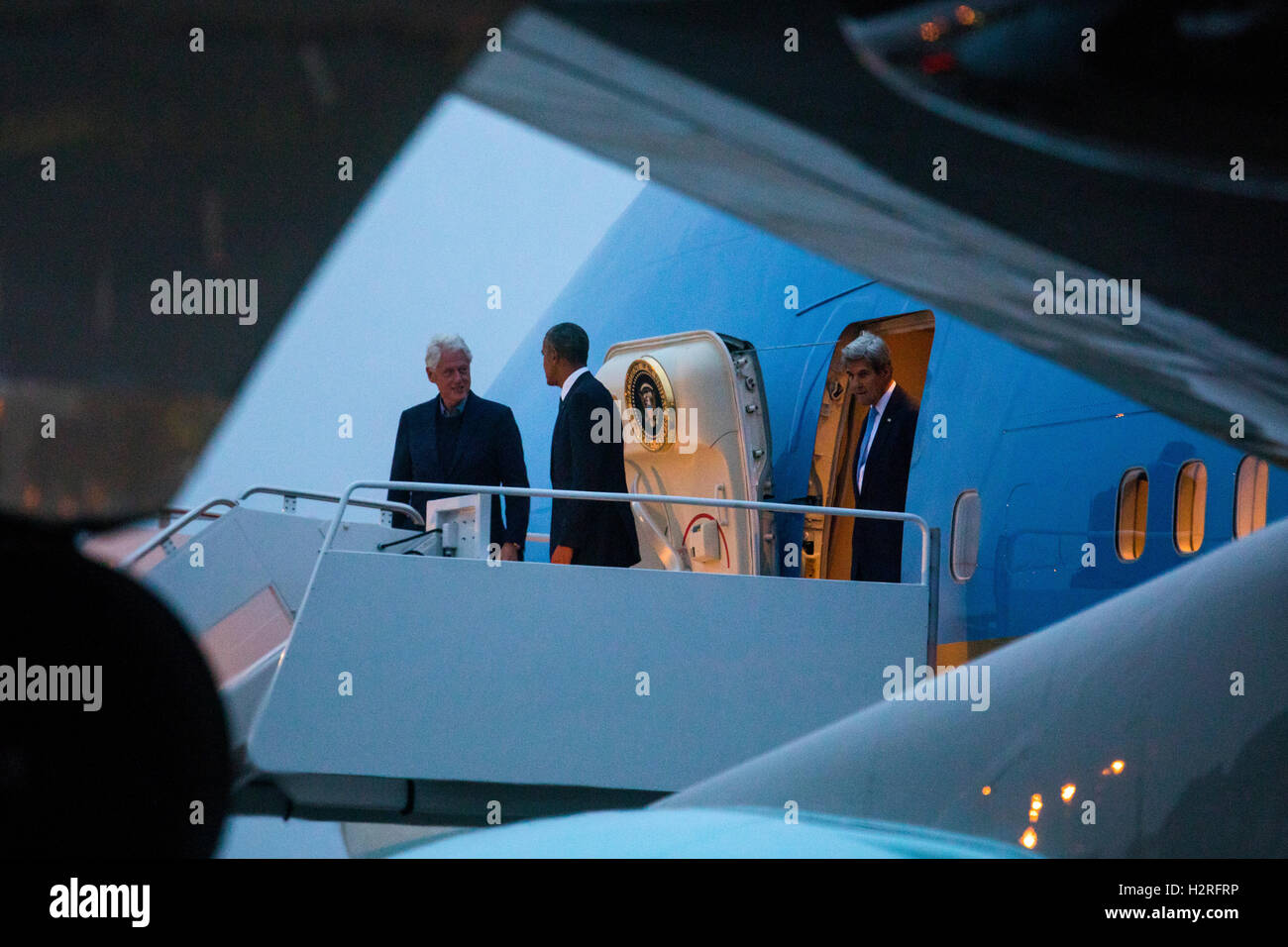 President clinton air force one hi-res stock photography and images - Alamy