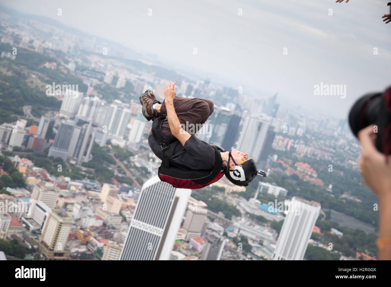 Kuala lumpur tower base jump 2016 hi-res stock photography and images - Alamy