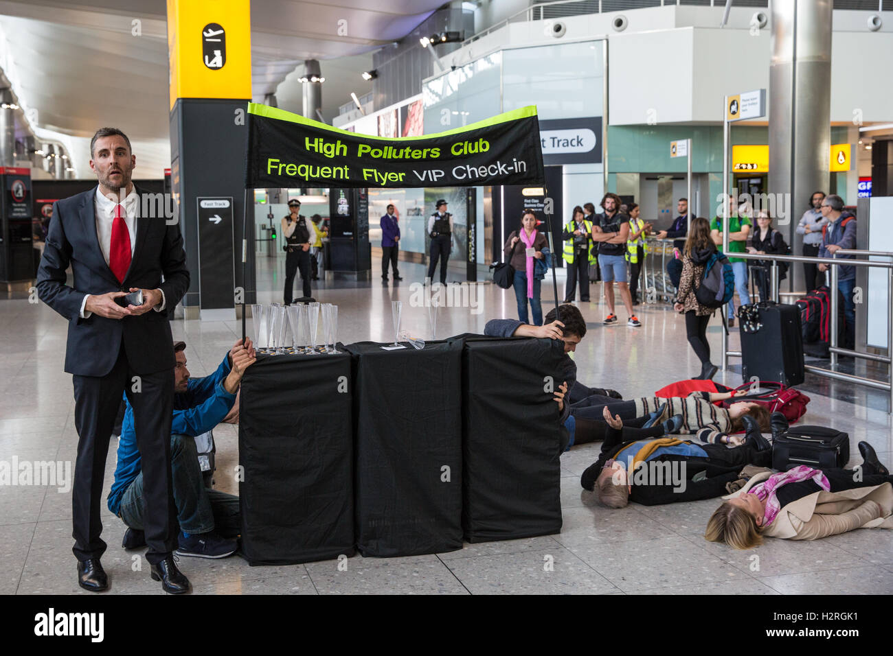 London, UK. 1st October, 2016. Environmental activists from Reclaim The ...