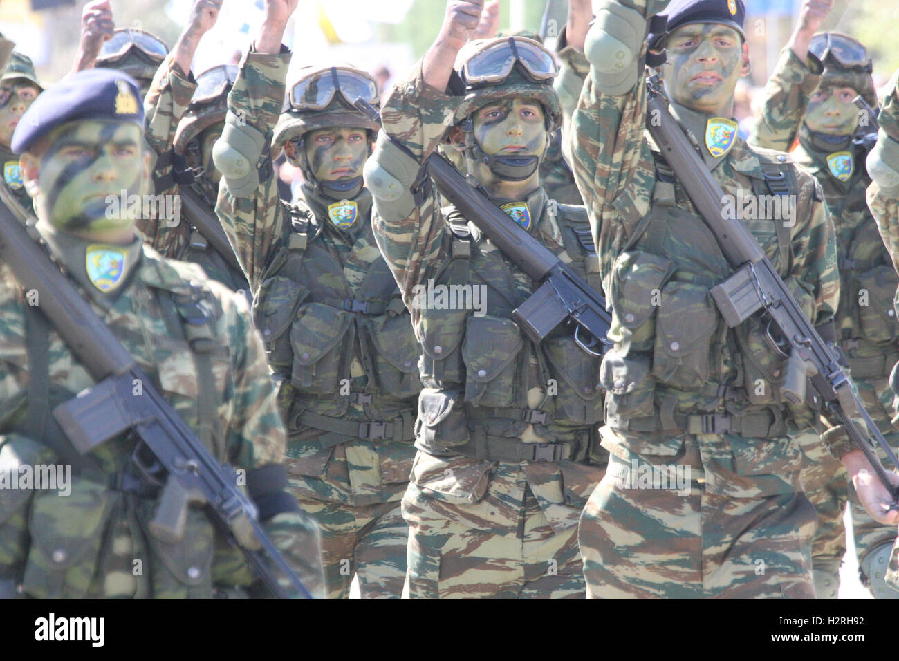 Nicosta. 1st Oct, 2016. Cypriot soldiers participate in a military ...
