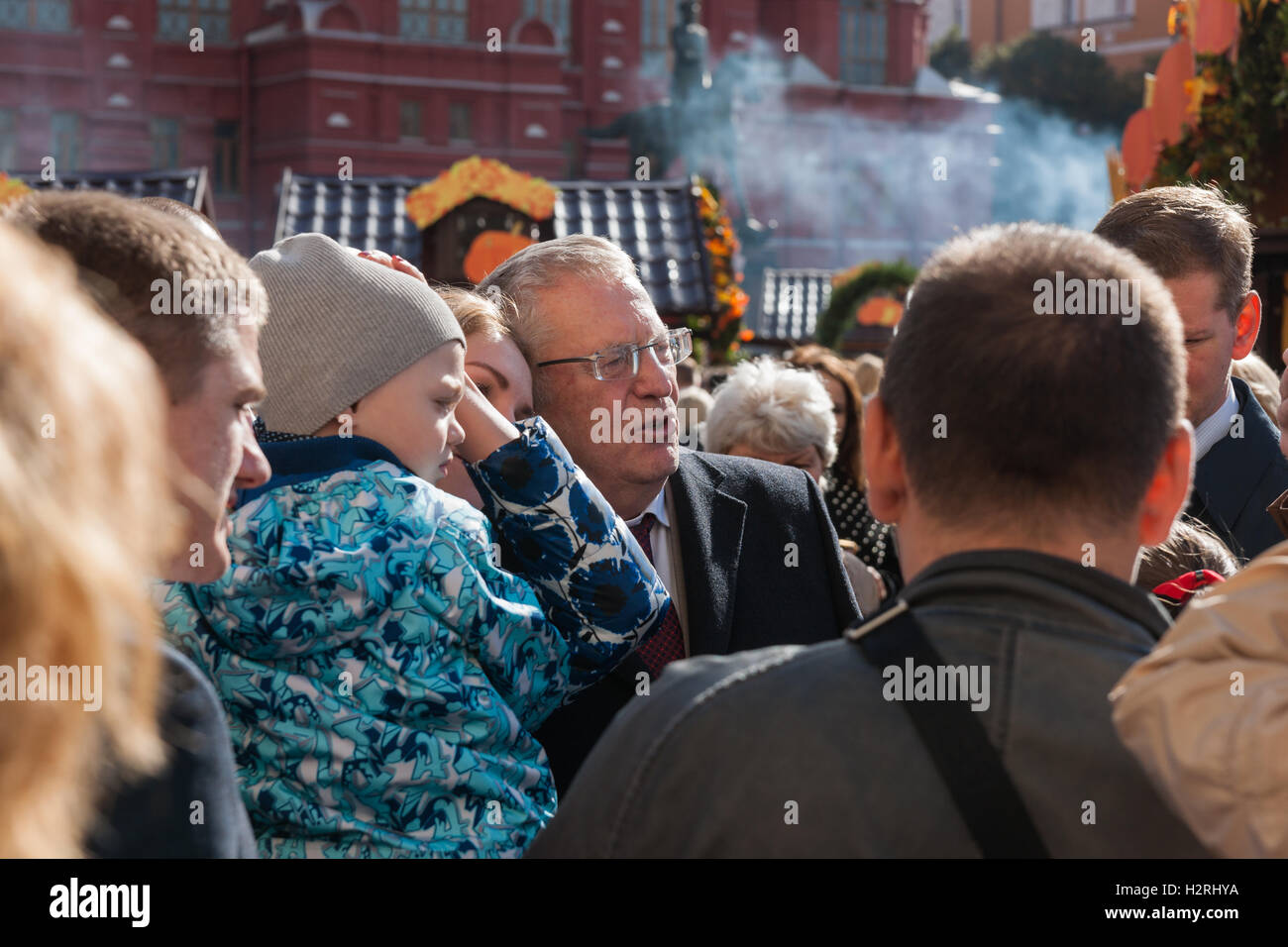 Moscow, Russia. Saturday, October 1, 2016. Warm and sunny weekend in ...
