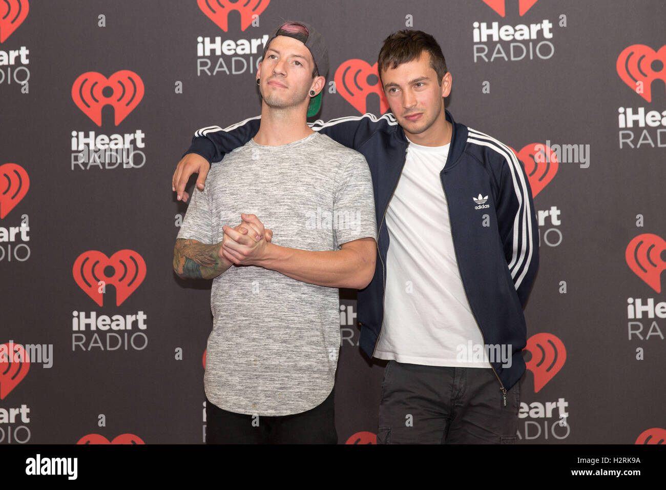 Las Vegas, Nevada, USA. 23rd Sep, 2016. JOSH DUN and TYLER JOSEPH of ...
