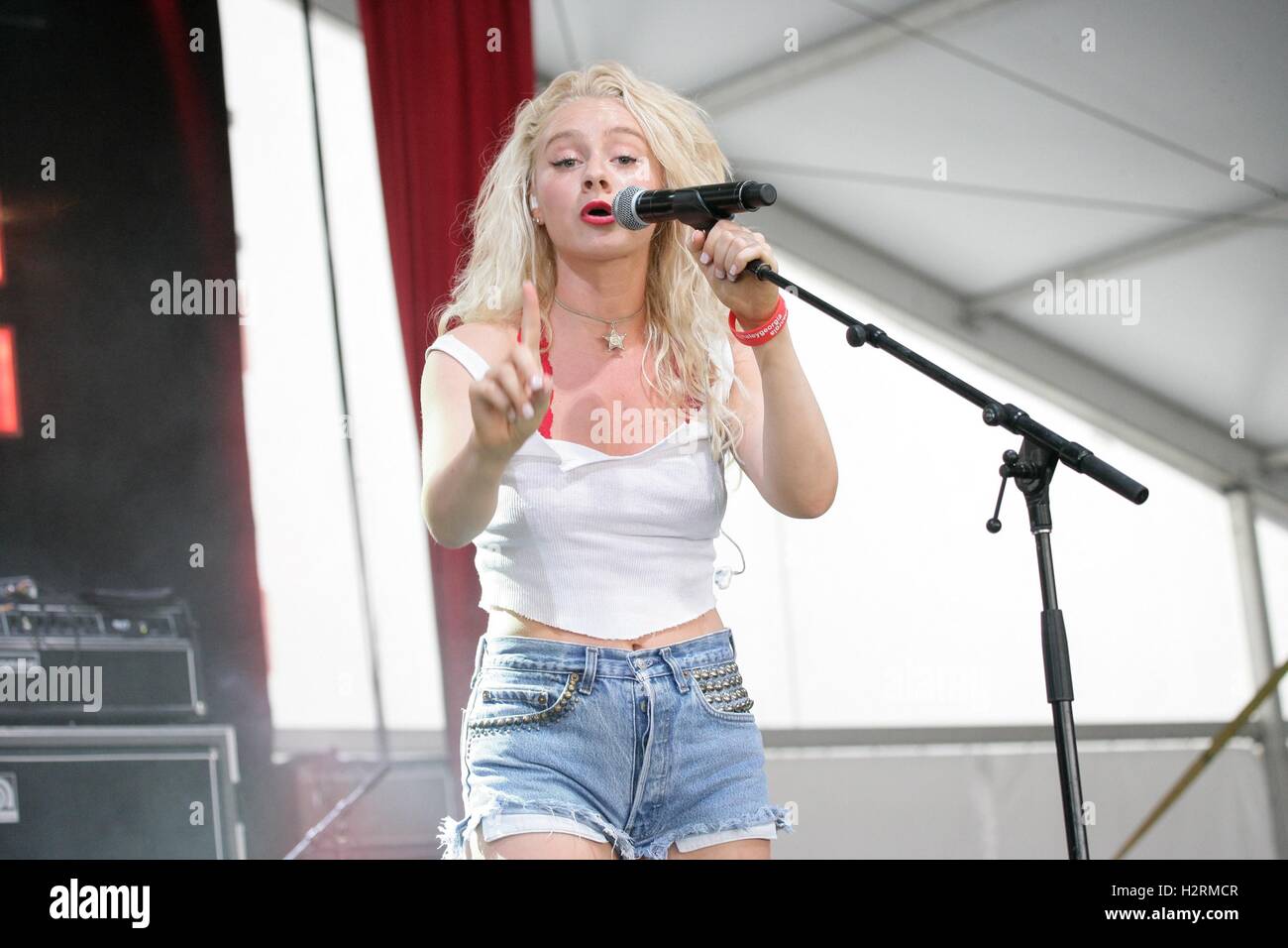 Las Vegas, NV, USA. 1st Oct, 2016. Haley Georgia in attendance for 2nd ...