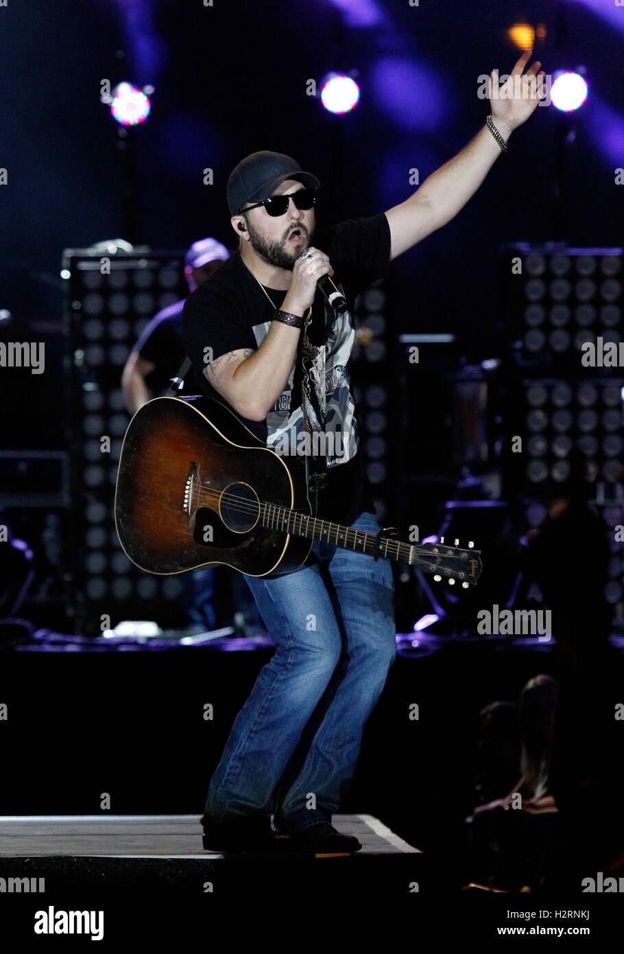 Las Vegas, NV, USA. 1st Oct, 2016. Tyler Farr in attendance for 2nd ...