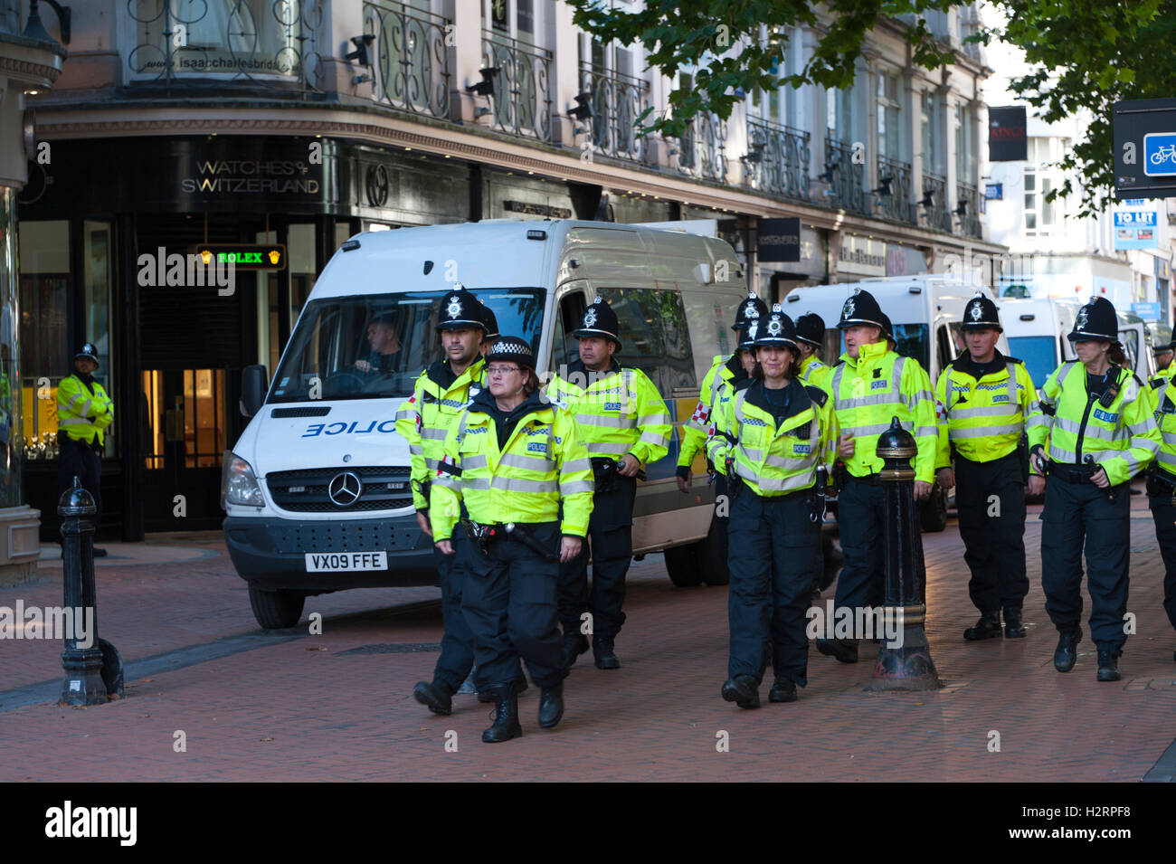 Birmingham, West Midlands, UK. 2nd October 2016. Thousands take part in ...