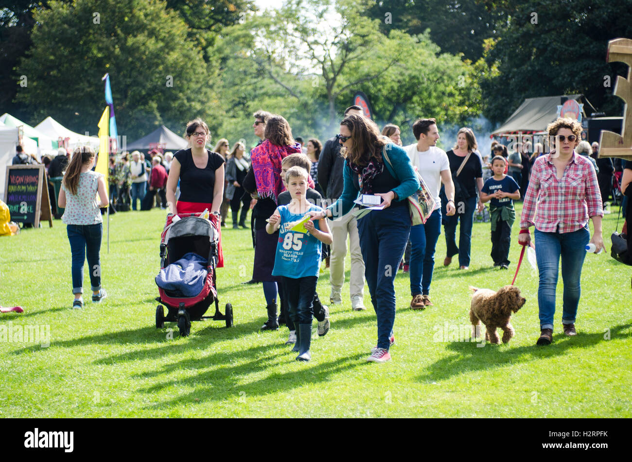 Brighton, East Sussex, 2nd October 2016. Brighton’s annual Apple Day ...