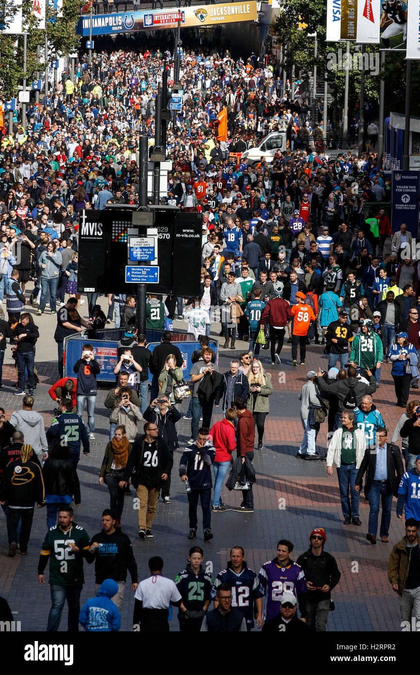 Wembley Stadium, London, UK. 02nd Oct, 2016. NFL International Series ...