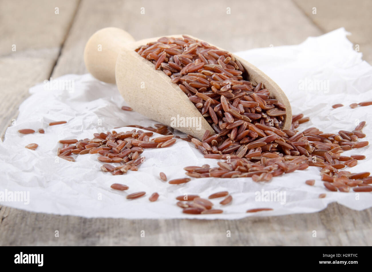 Unpolished red rice hi-res stock photography and images - Alamy