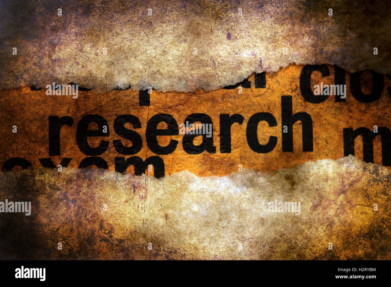 Research text on typewriter Stock Photo - Alamy