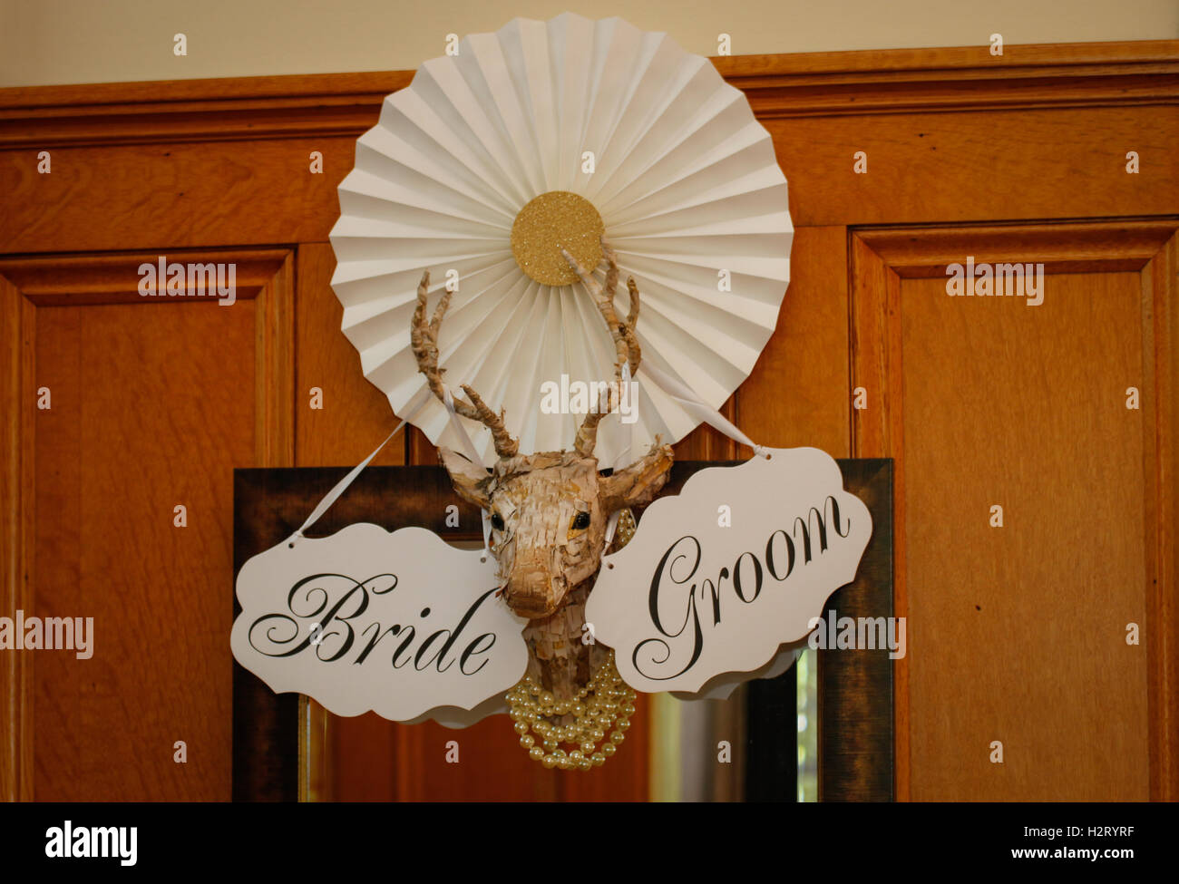 Funny wedding bride hi-res stock photography and images - Alamy