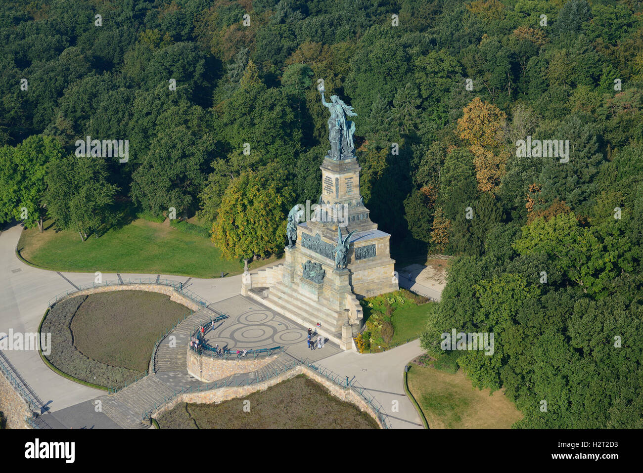 NIEDERWALDDENKMAL (aerial view). Rüdesheim am Rhein, Hesse, Germany ...