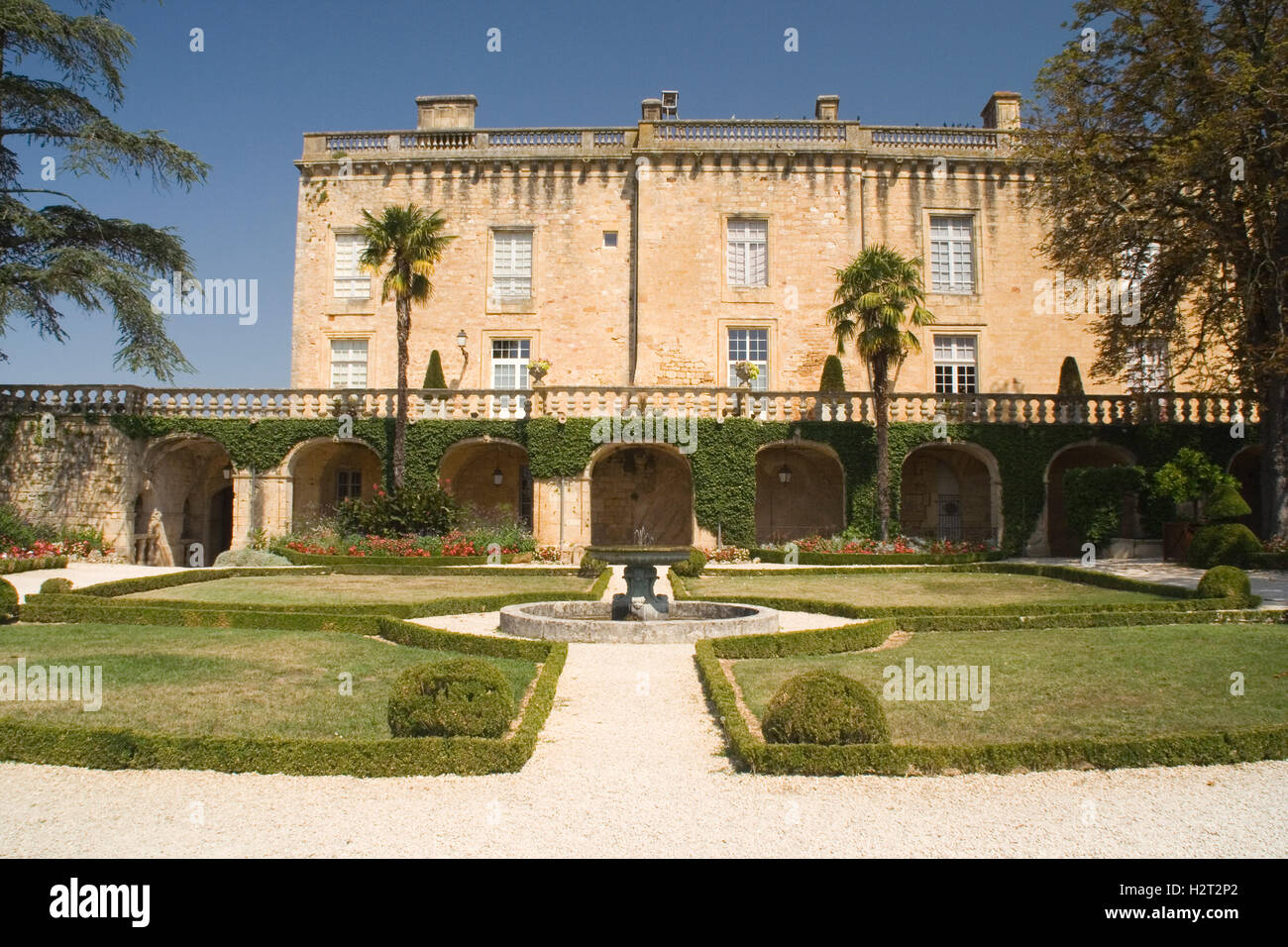 Fumel, Lot-et-Garonne, France Stock Photo - Alamy