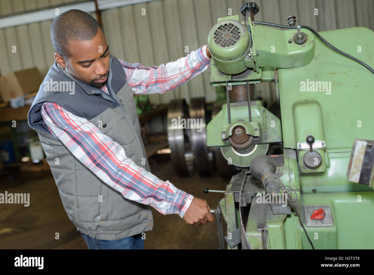 engineer cutting metal wire with circular saw machine Stock Photo - Alamy