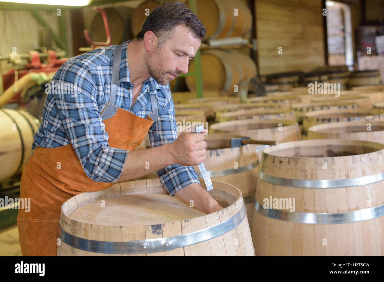 Cooper making barrel Stock Photo - Alamy