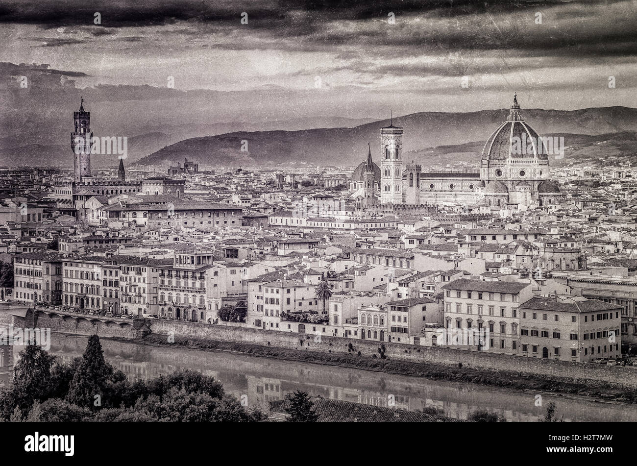 Vintage monochrome style hi-res stock photography and images - Alamy