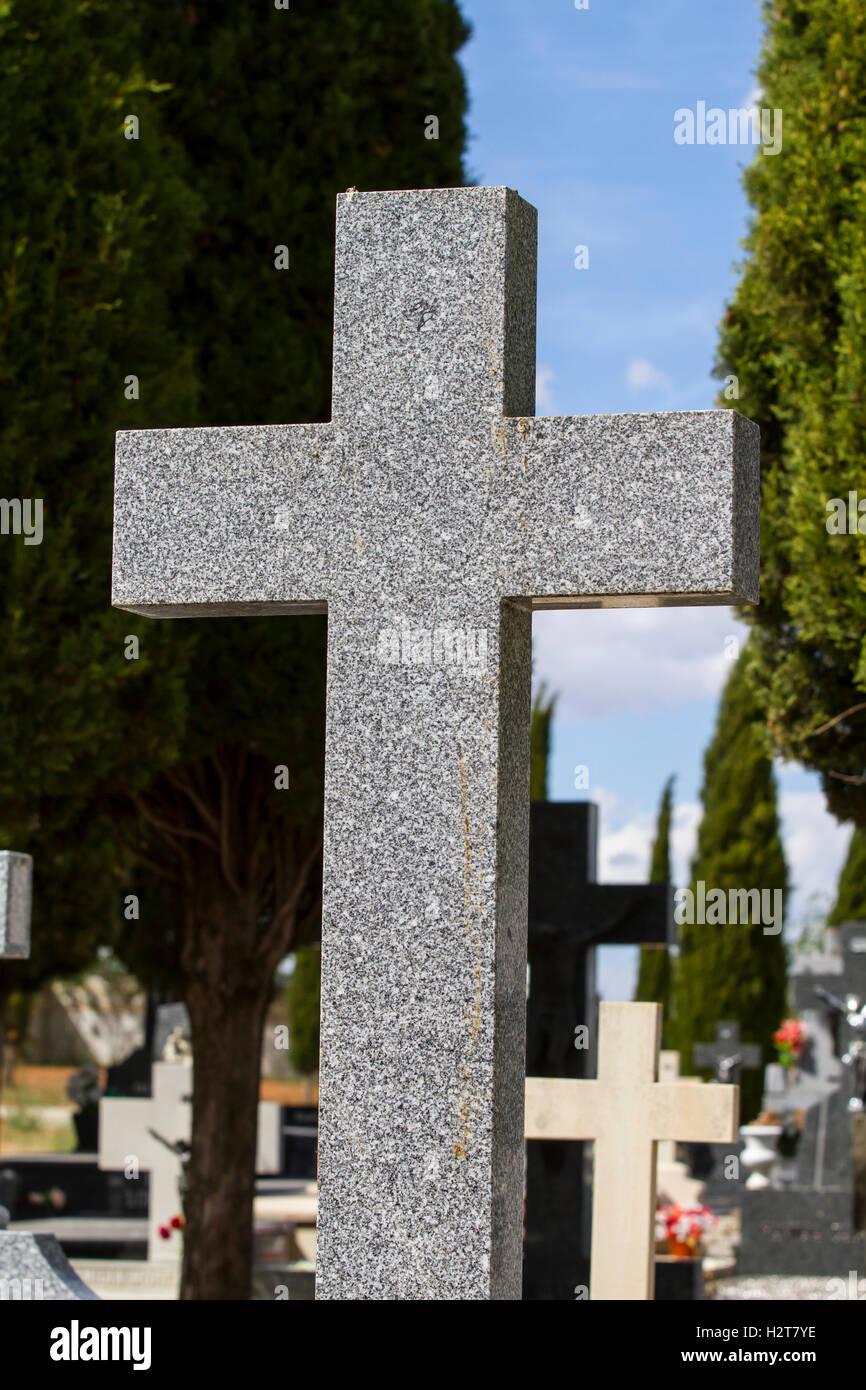Old cross in a cemetery Stock Photo - Alamy