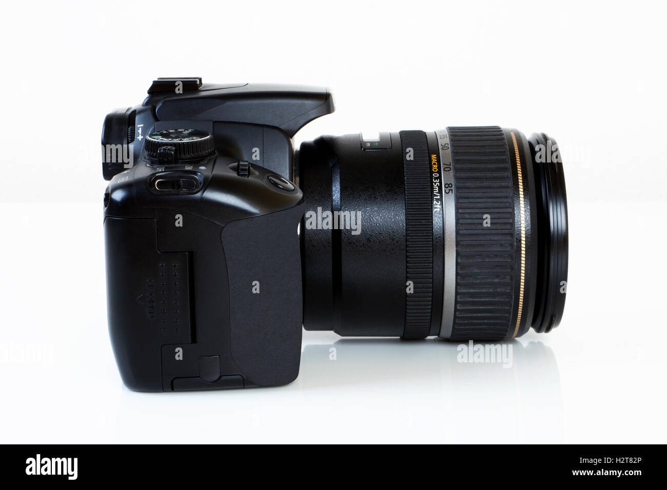 DSLR Camera - side view Stock Photo - Alamy