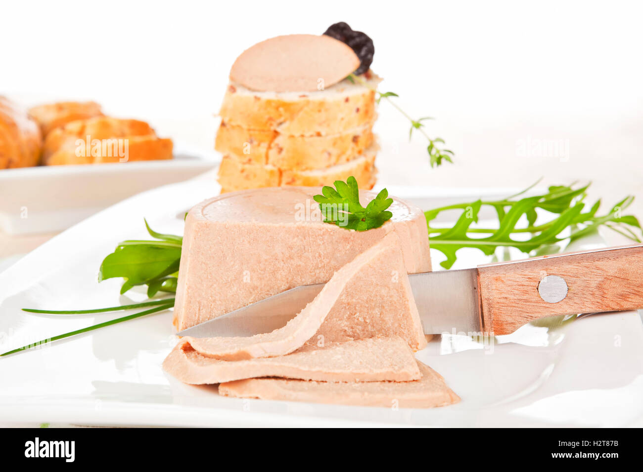 Cross pate hi-res stock photography and images - Alamy