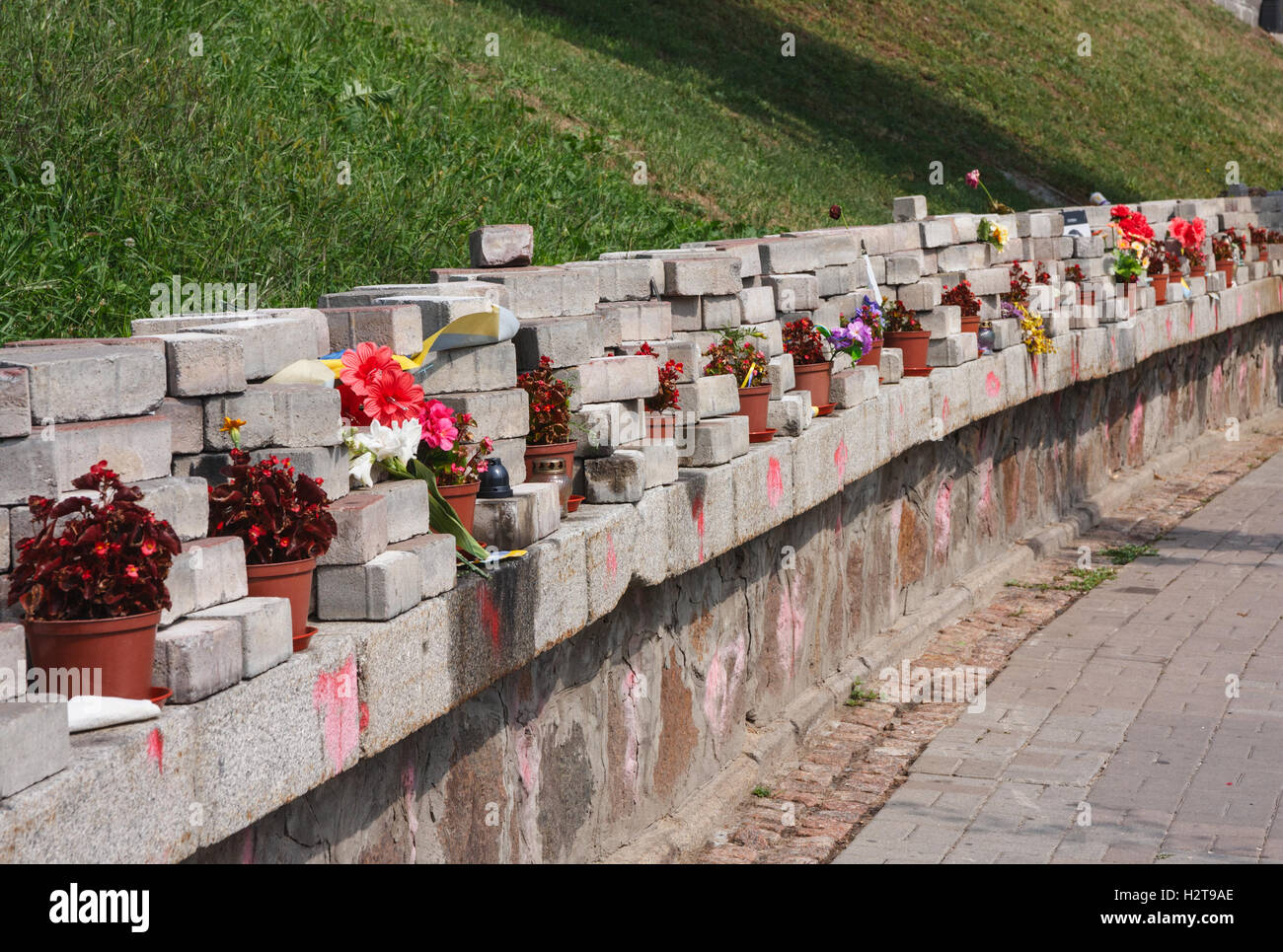 Eastern european memorials hi-res stock photography and images - Alamy