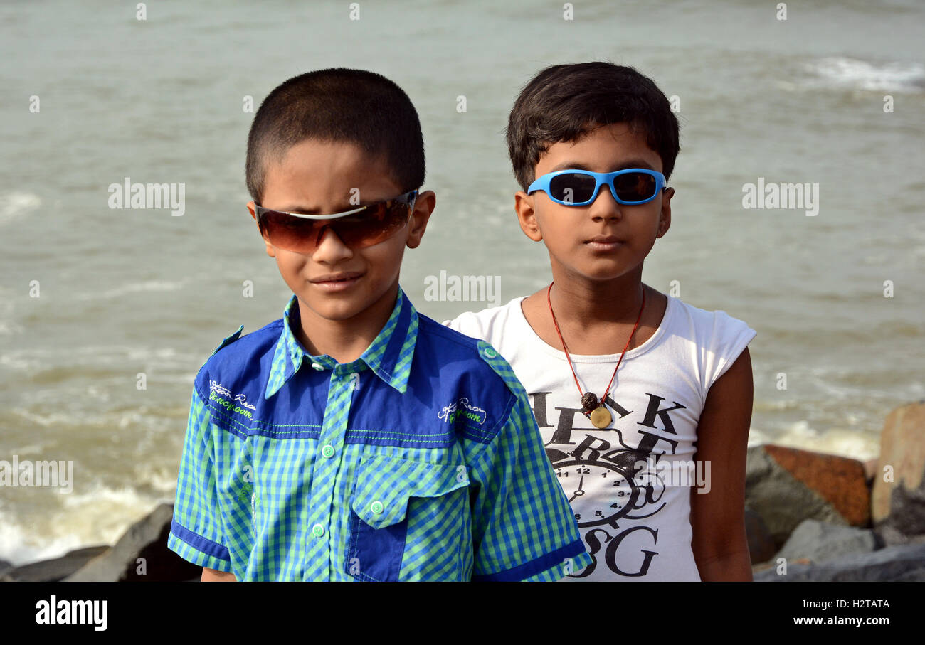 Children enjoying sea hi-res stock photography and images - Alamy