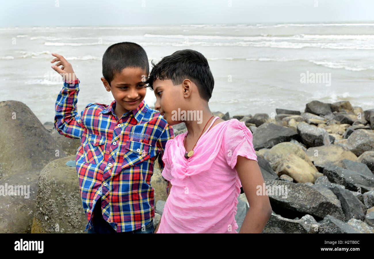 Children sea hi-res stock photography and images - Alamy