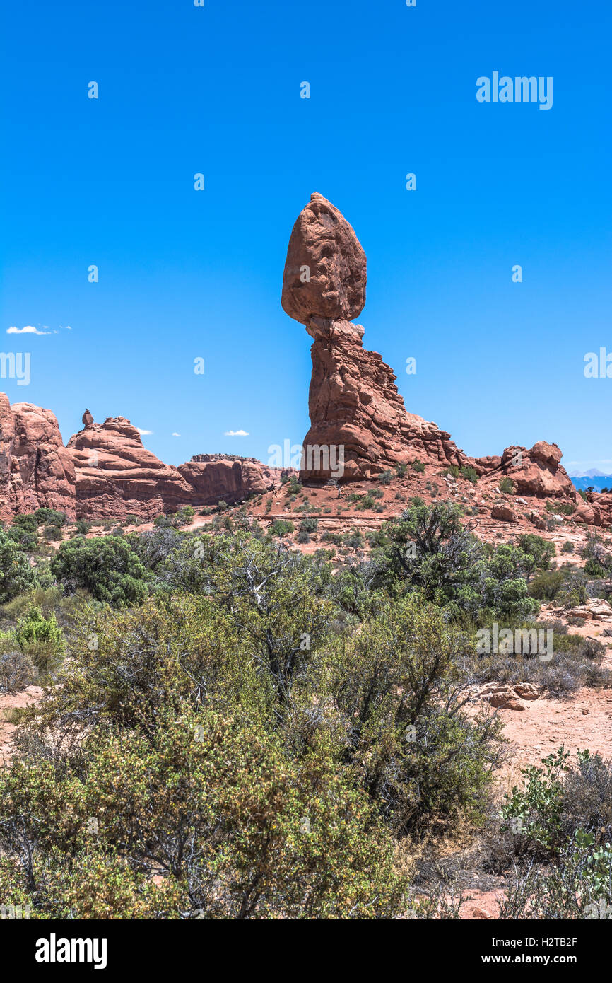 Balanced Rock in Arches National Park, Utah Stock Photo - Alamy