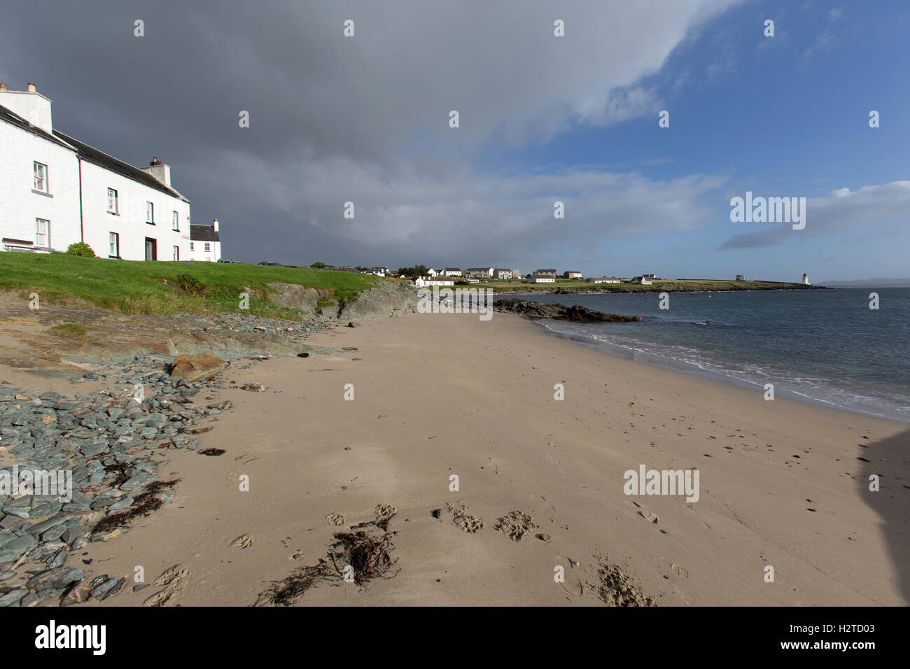 Isle of Islay, Scotland. Picturesque view of cottages lining Shore ...