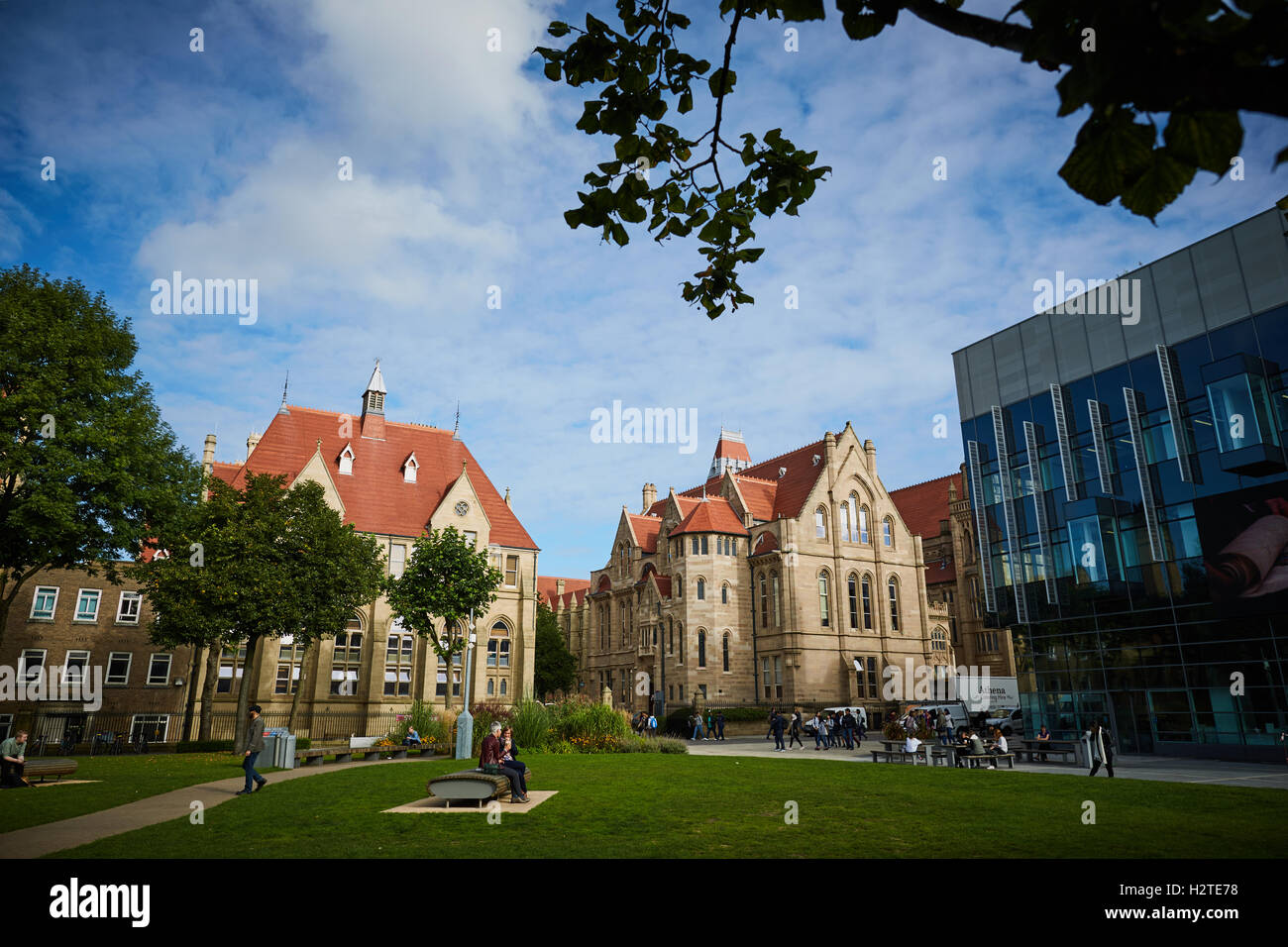 Modern university buildings High Resolution Stock Photography and ...