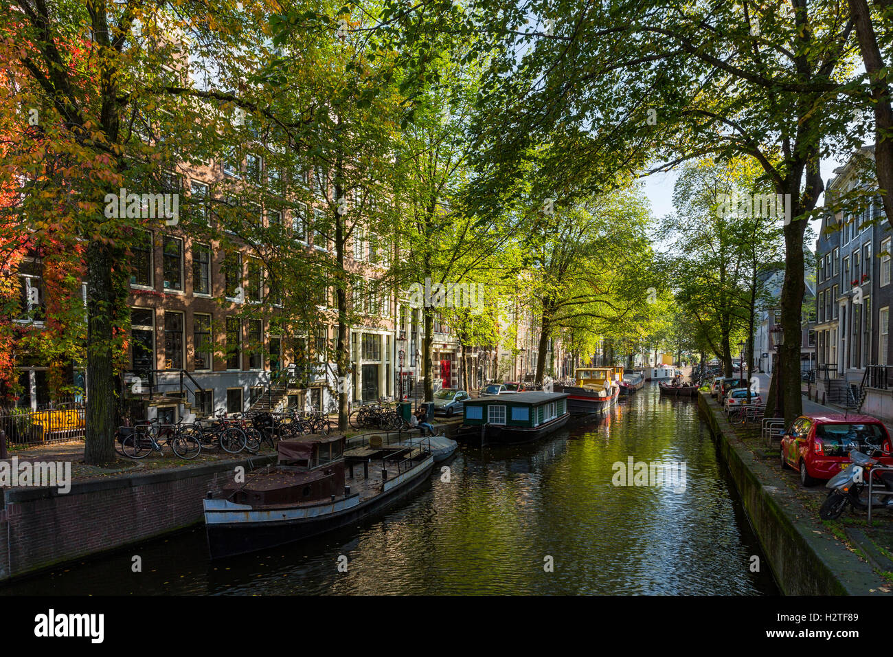 Raamgracht Canal, Amsterdam, Netherlands Stock Photo - Alamy