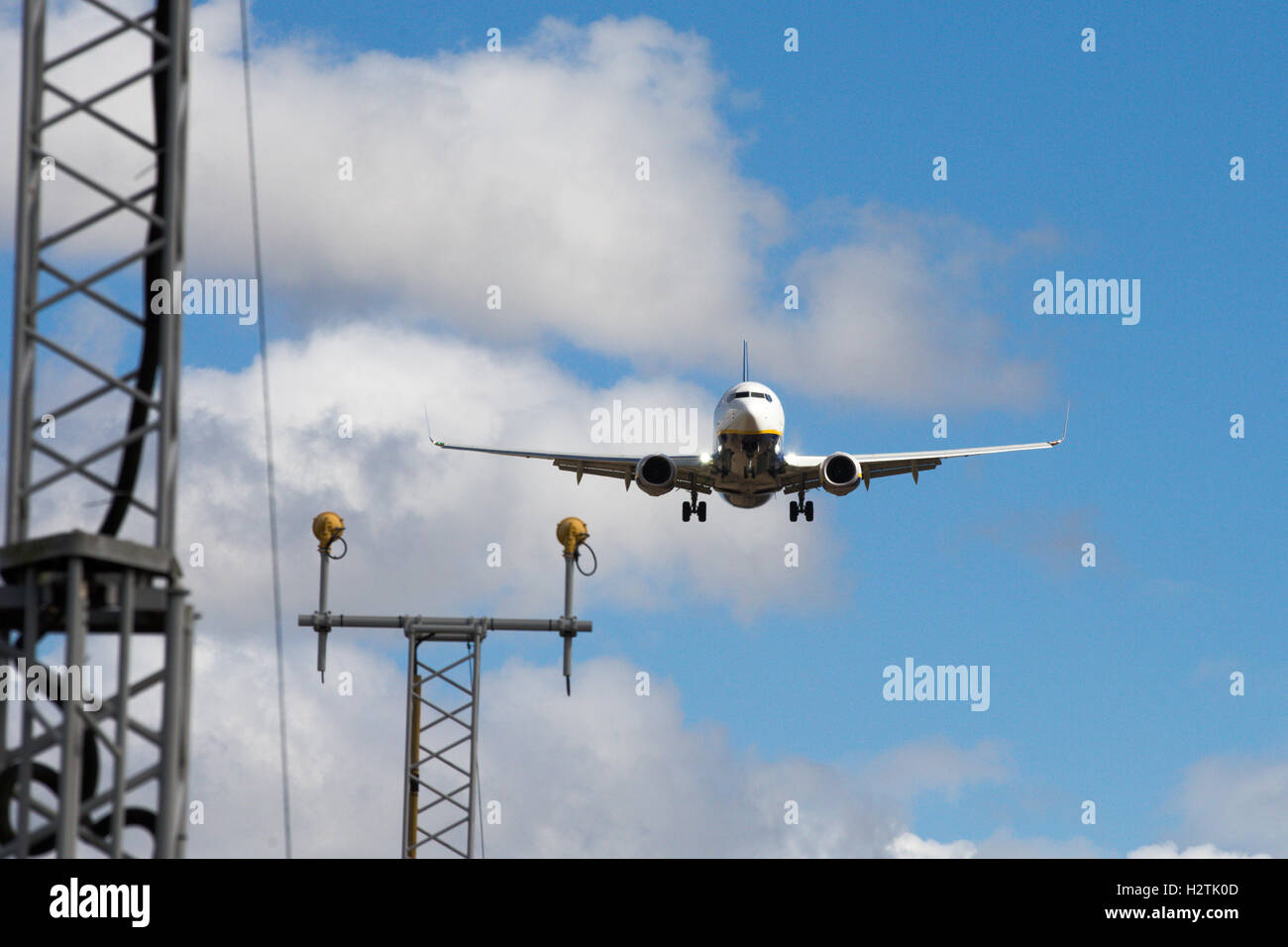 Visual approach slope indicator lights hi-res stock photography and ...