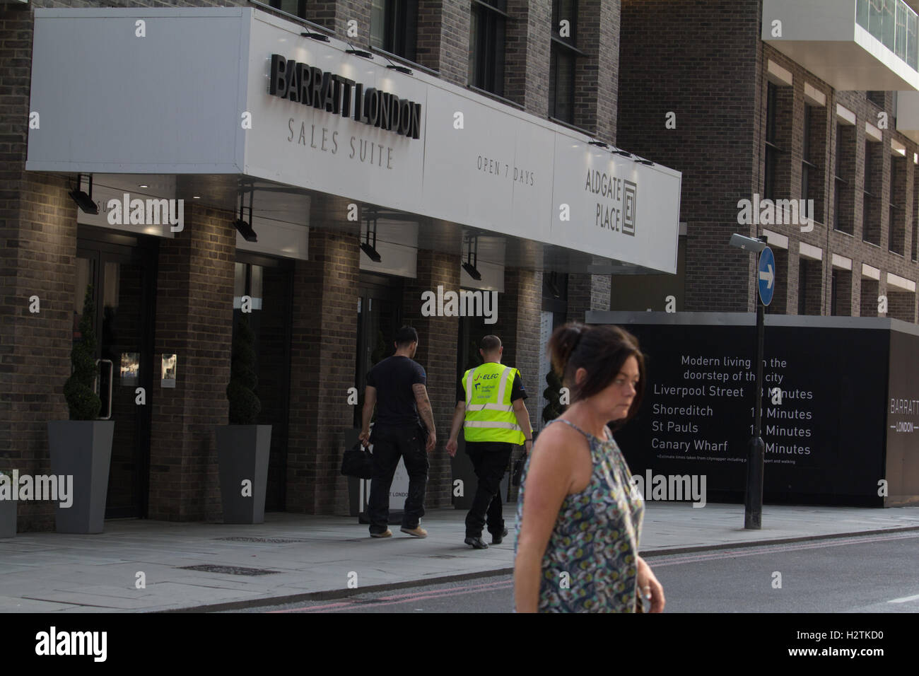 Barratt London Housing development Aldgate London Stock Photo - Alamy