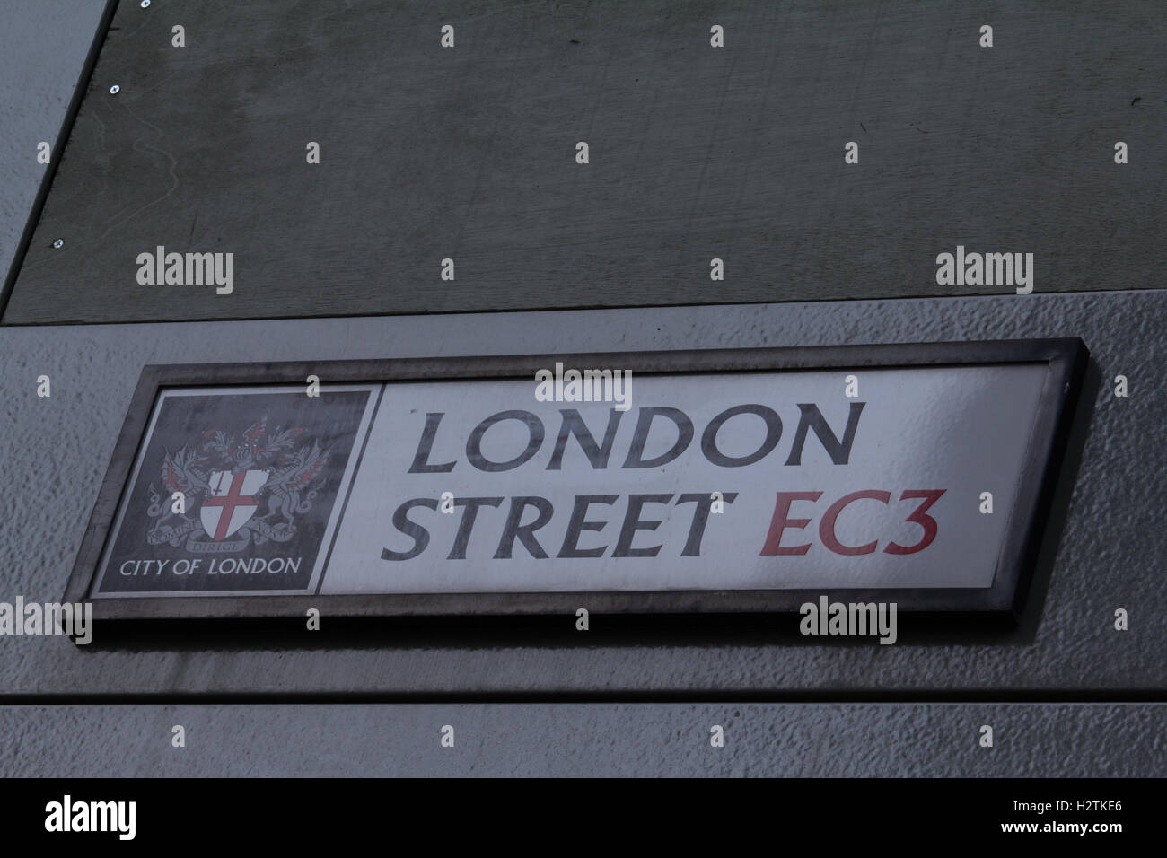 London Street, sign in London Stock Photo - Alamy