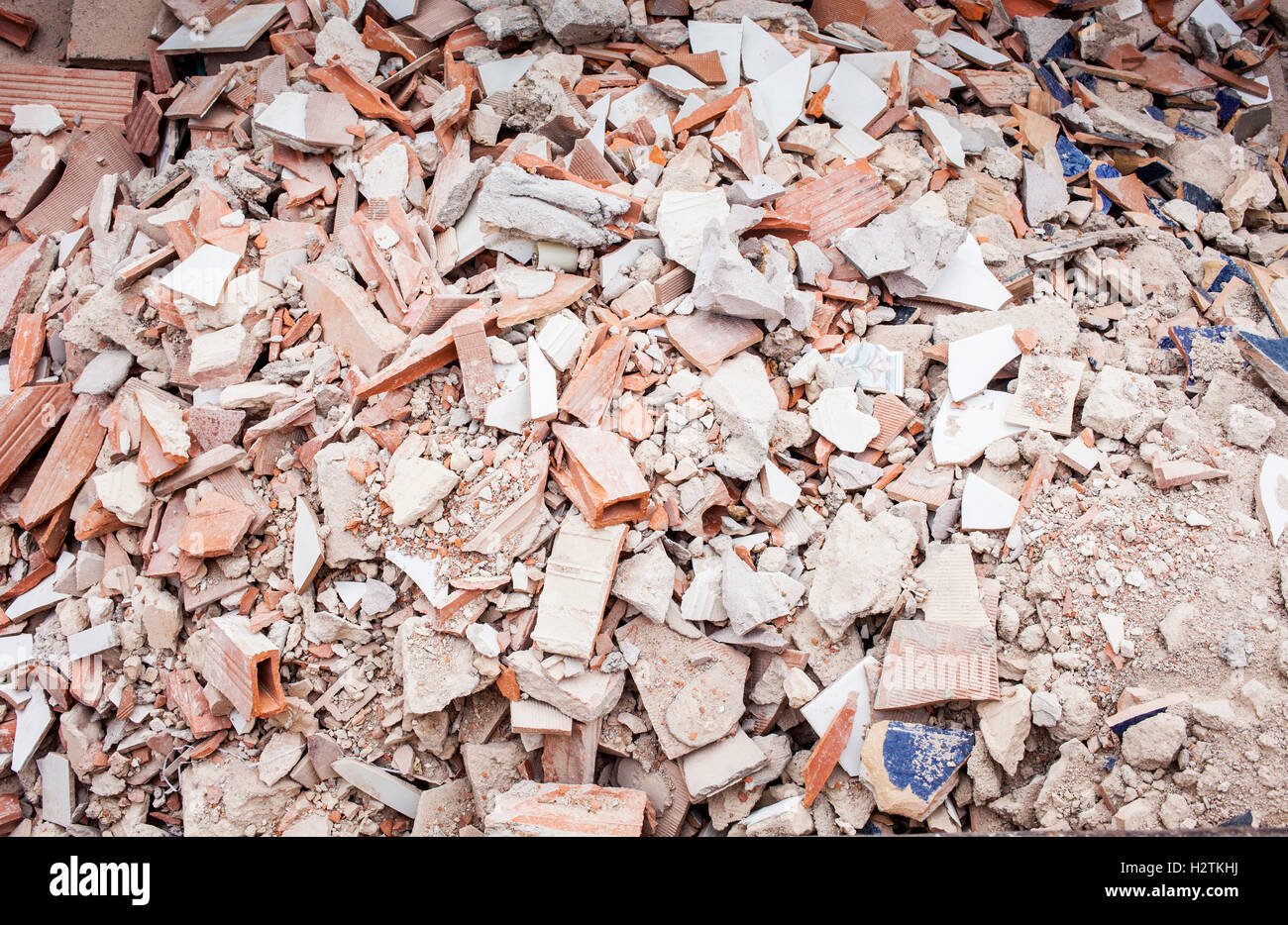 Warehouse debris hi-res stock photography and images - Alamy